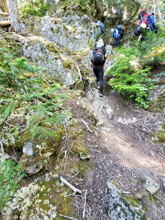 Hiking up to Lake Constance – Hyun Family